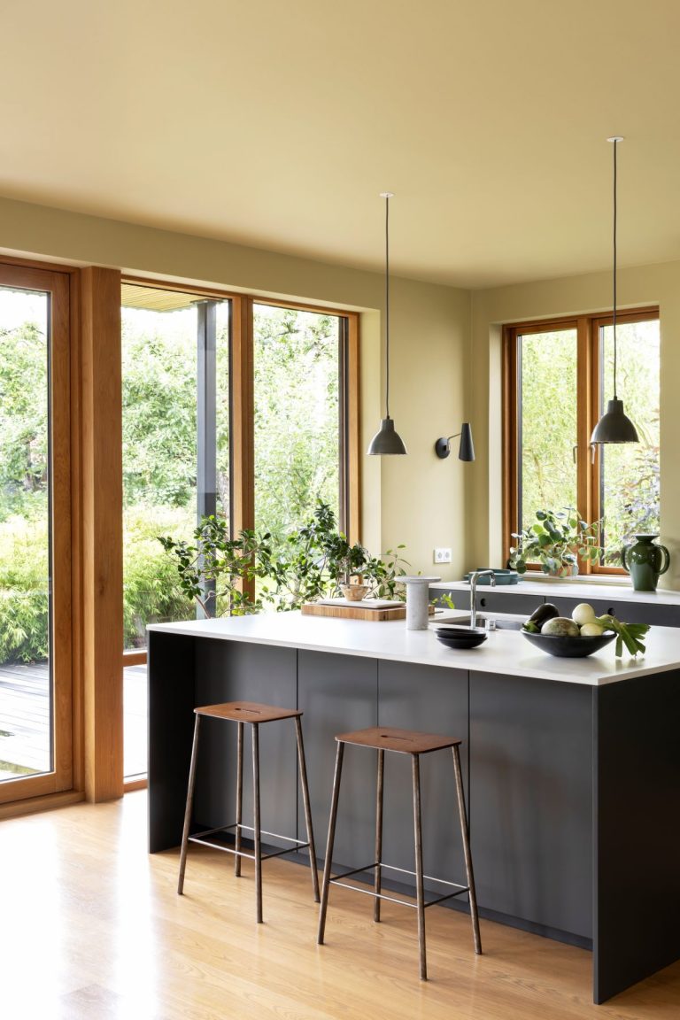 Hva er fargene i LADY Pure Color reklamefilm? - LADY Inspirasjonsblogg